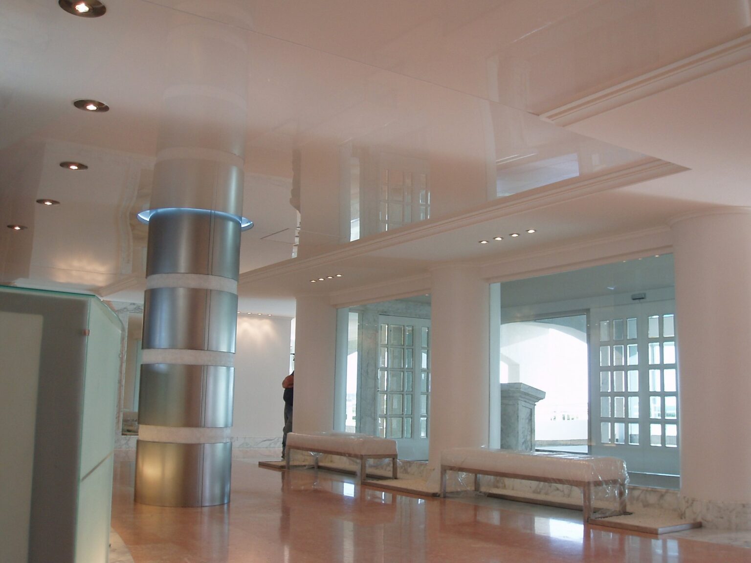 Beverly Tower - Sitea